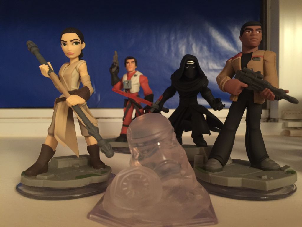 Disney Infinity 3.0: Star Wars The Force Awakens Play Set review ...